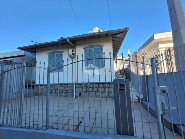Casa / Sobrado para Venda em Florianópolis/SC Centro 3 Quartos