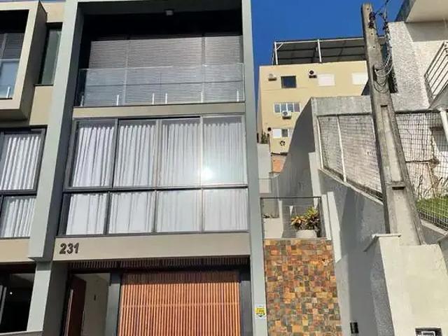Casa / Sobrado para Venda em Florianópolis/SC Centro 3 Quartos