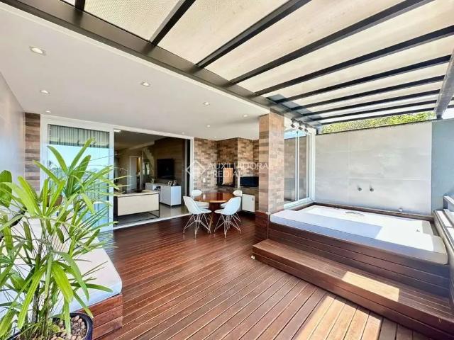 Casa / Sobrado para Venda em Florianópolis/SC Centro 3 Quartos