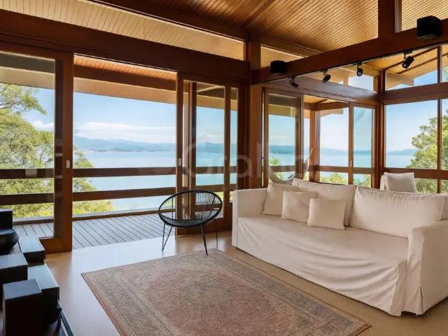 Casa / Sobrado para Venda em Florianópolis/SC Centro 3 Quartos