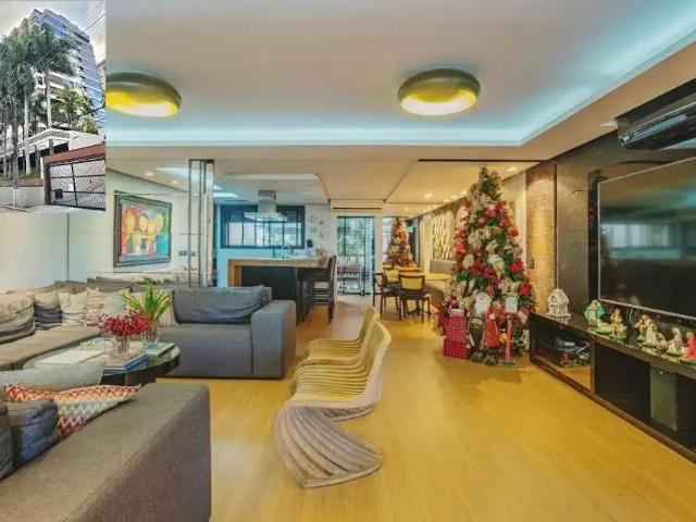 Casa / Sobrado para Venda em Florianópolis/SC Centro 4 Quartos