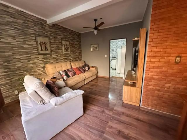 Casa / Sobrado para Venda em Florianópolis/SC Centro 4 Quartos