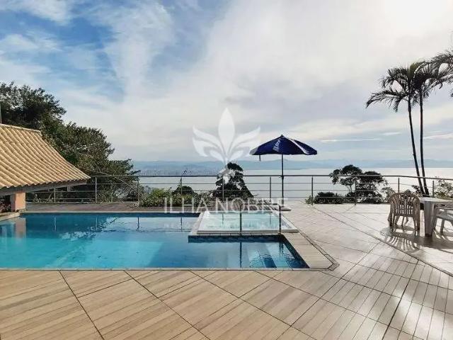 Casa / Sobrado para Venda em Florianópolis/SC Centro 4 Quartos