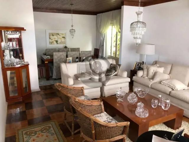 Casa / Sobrado para Venda em Florianópolis/SC Centro 4 Quartos