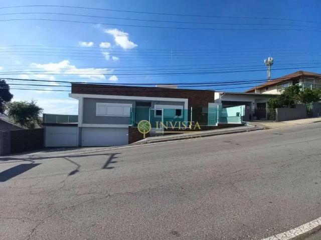 Casa / Sobrado para Venda em Florianópolis/SC Centro 4 Quartos