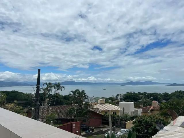 Casa / Sobrado para Venda em Florianópolis/SC Centro 4 Quartos