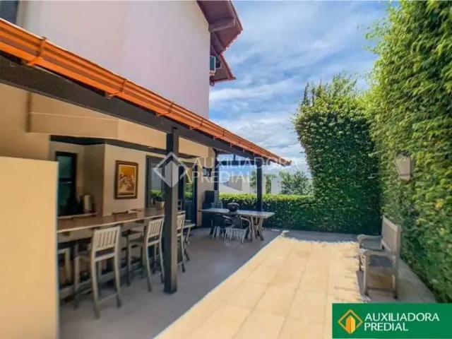 Casa / Sobrado para Venda em Florianópolis/SC Centro 4 Quartos