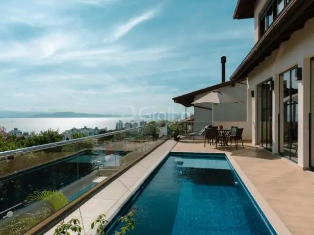 Casa / Sobrado para Venda em Florianópolis/SC Centro 4 Quartos