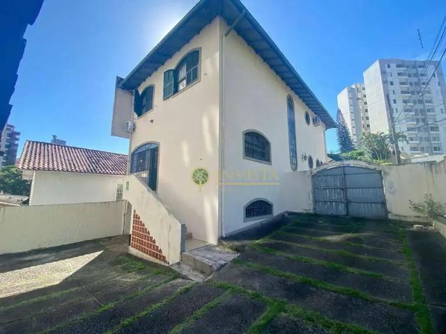 Casa / Sobrado para Venda em Florianópolis/SC Centro 4 Quartos