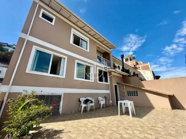 Casa / Sobrado para Venda em Florianópolis/SC Centro 4 Quartos