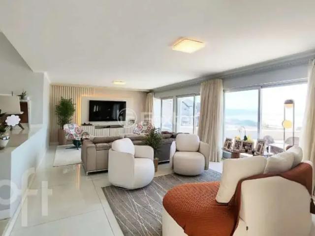 Casa / Sobrado para Venda em Florianópolis/SC Centro 4 Quartos