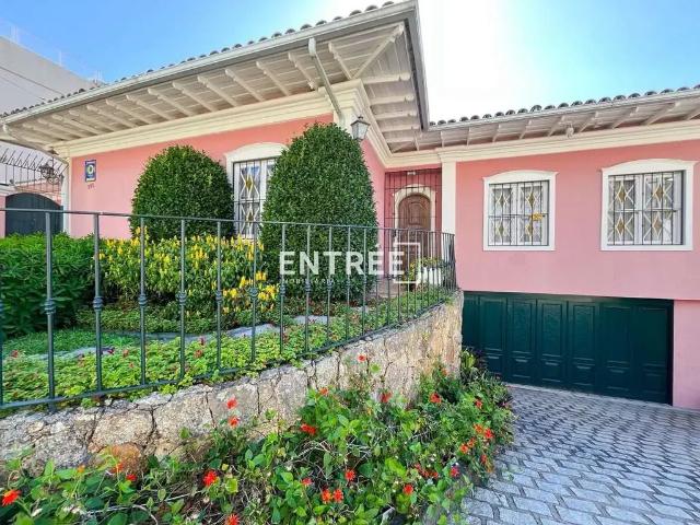 Casa / Sobrado para Venda em Florianópolis/SC Centro 4 Quartos