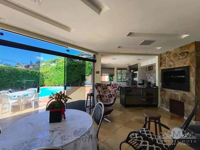 Casa / Sobrado para Venda em Florianópolis/SC Centro 5 Quartos