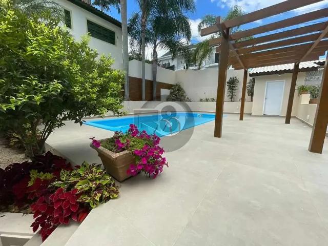 Casa / Sobrado para Venda em Florianópolis/SC Centro 5 Quartos