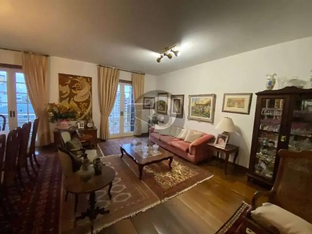 Casa / Sobrado para Venda em Florianópolis/SC Centro 5 Quartos