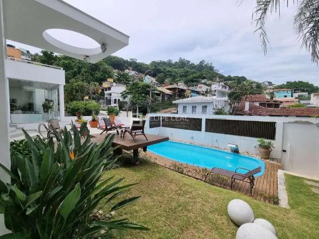 Casa / Sobrado para Venda em Florianópolis/SC Centro 8 Quartos