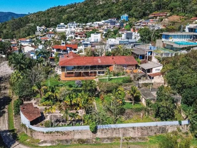 Casa / Sobrado para Venda em Florianópolis/SC Centro 9 Quartos