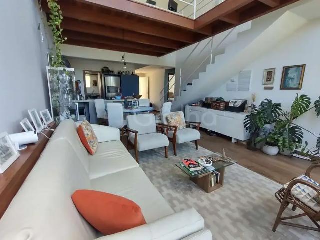 Casa / Sobrado para Venda em Florianópolis/SC Açores 3 Quartos