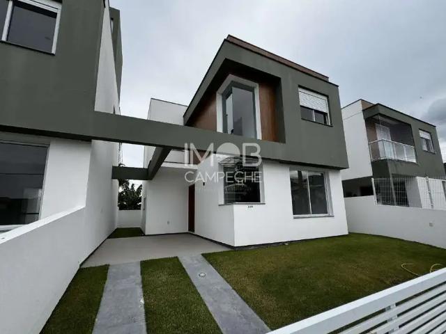 Casa / Sobrado para Venda em Florianópolis/SC Açores 3 Quartos