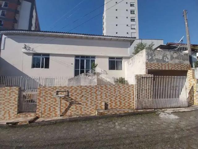 Casa / Sobrado para Venda em Florianópolis/SC Agronômica 4 Quartos