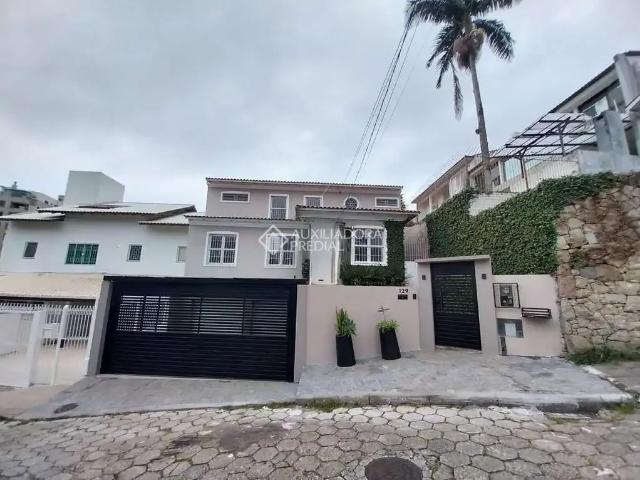 Casa / Sobrado para Venda em Florianópolis/SC Agronômica 4 Quartos