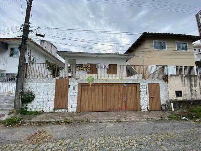 Casa / Sobrado para Venda em Florianópolis/SC Agronômica 4 Quartos