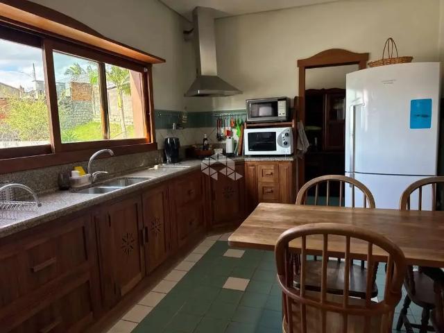 Casa / Sobrado para Venda em Florianópolis/SC Agronômica 4 Quartos