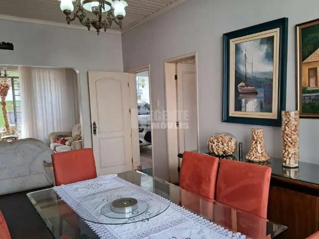 Casa / Sobrado para Venda em Florianópolis/SC Agronômica 6 Quartos