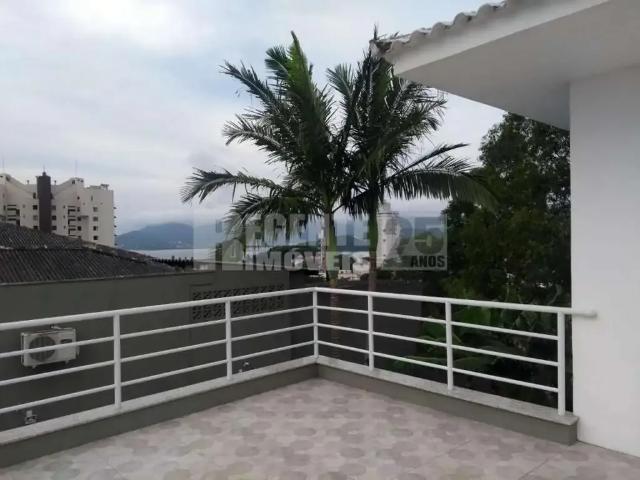 Casa / Sobrado para Venda em Florianópolis/SC Agronômica 2 Quartos