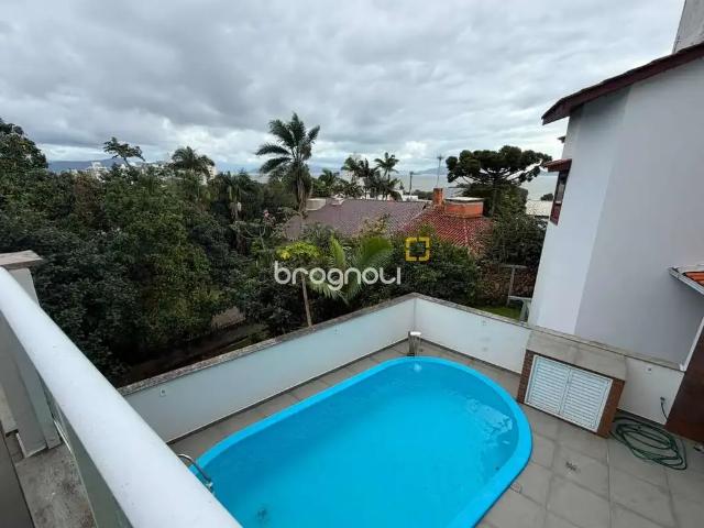 Casa / Sobrado para Venda em Florianópolis/SC Agronômica 3 Quartos
