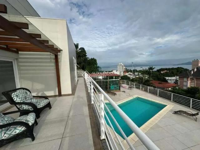 Casa / Sobrado para Venda em Florianópolis/SC Agronômica 3 Quartos