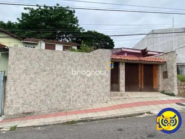 Casa / Sobrado para Venda em Florianópolis/SC Agronômica 3 Quartos