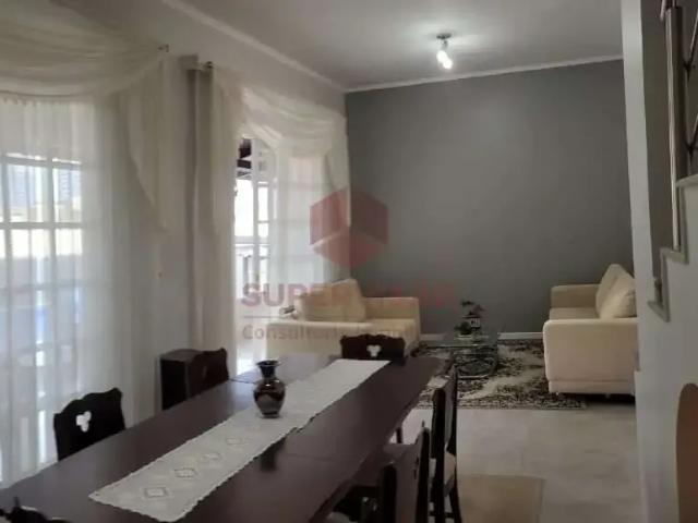 Casa / Sobrado para Venda em Florianópolis/SC Agronômica 3 Quartos