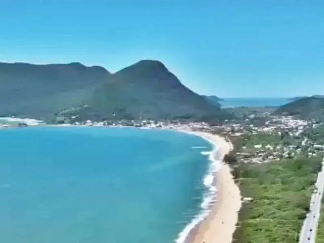 Casa / Sobrado para Venda em Florianópolis/SC Armação do Pântano do Sul 2 Quartos