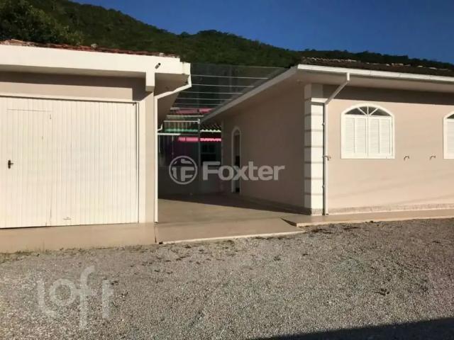 Casa / Sobrado para Venda em Florianópolis/SC Armação do Pântano do Sul 3 Quartos