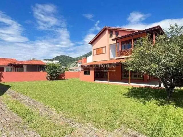 Casa / Sobrado para Venda em Florianópolis/SC Armação do Pântano do Sul 3 Quartos