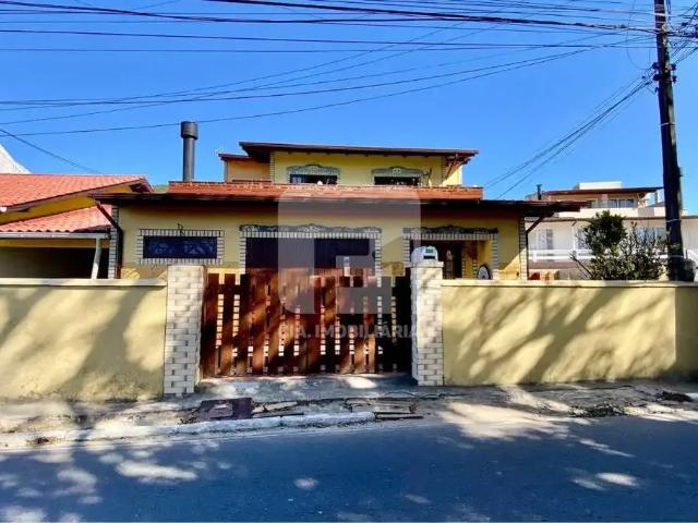 Casa / Sobrado para Venda em Florianópolis/SC Armação do Pântano do Sul 4 Quartos