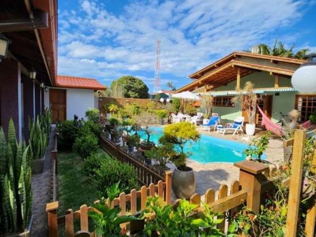Casa / Sobrado para Venda em Florianópolis/SC Armação do Pântano do Sul 4 Quartos