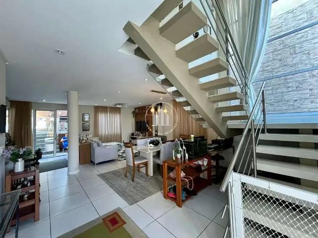 Casa / Sobrado para Venda em Florianópolis/SC Bom Abrigo 4 Quartos