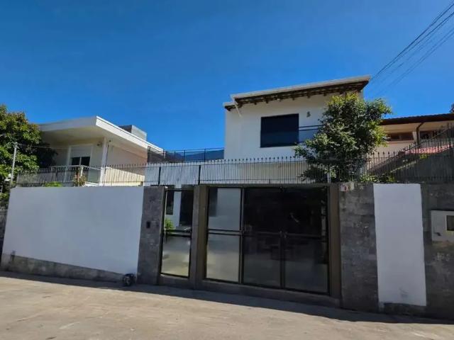 Casa / Sobrado para Venda em Florianópolis/SC Bom Abrigo 4 Quartos