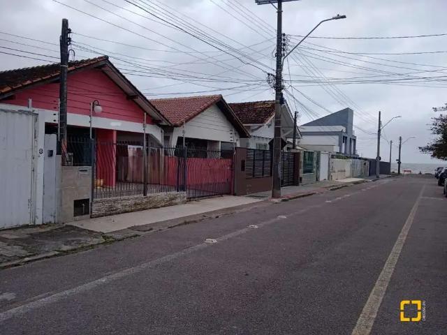 Casa / Sobrado para Venda em Florianópolis/SC Balneário 2 Quartos