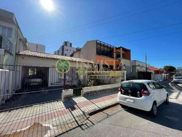 Casa / Sobrado para Venda em Florianópolis/SC Balneário 3 Quartos
