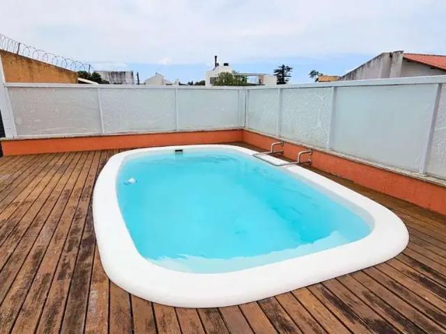 Casa / Sobrado para Venda em Florianópolis/SC Balneário 3 Quartos