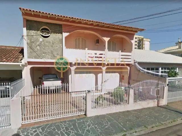 Casa / Sobrado para Venda em Florianópolis/SC Balneário 3 Quartos