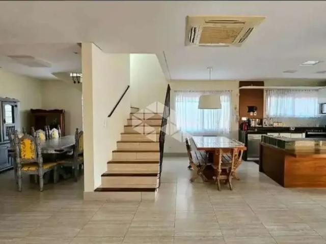 Casa / Sobrado para Venda em Florianópolis/SC Balneário 3 Quartos