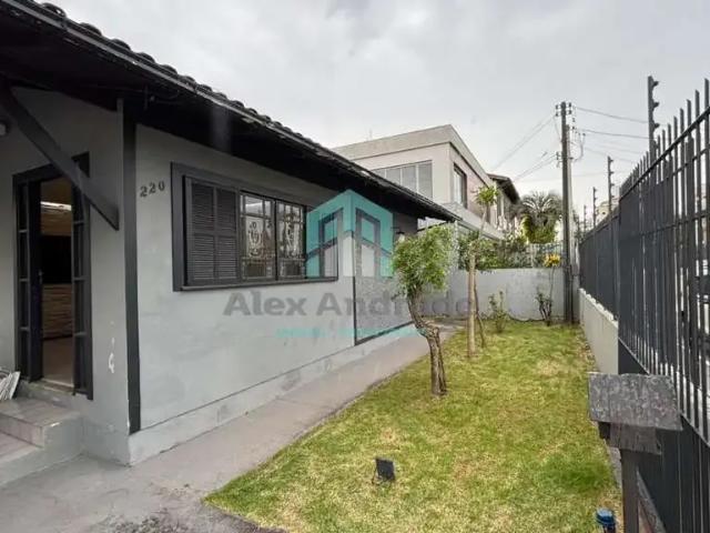 Casa / Sobrado para Venda em Florianópolis/SC Balneário 4 Quartos