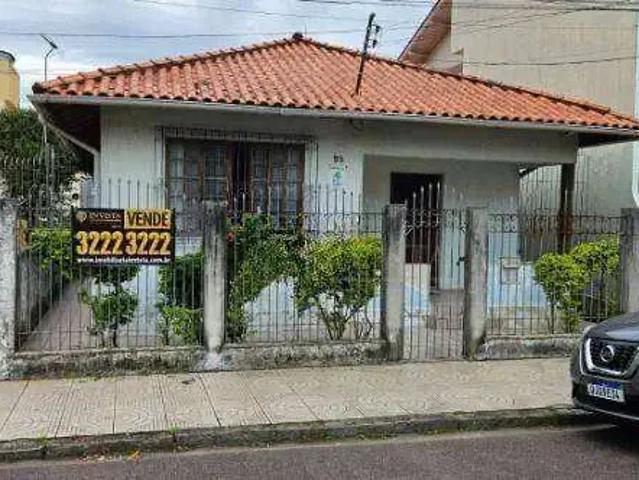 Casa / Sobrado para Venda em Florianópolis/SC Balneário 4 Quartos