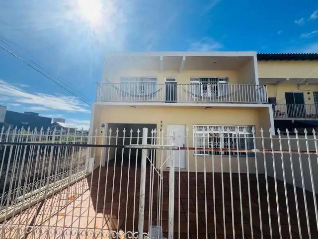 Casa / Sobrado para Venda em Florianópolis/SC Balneário 5 Quartos
