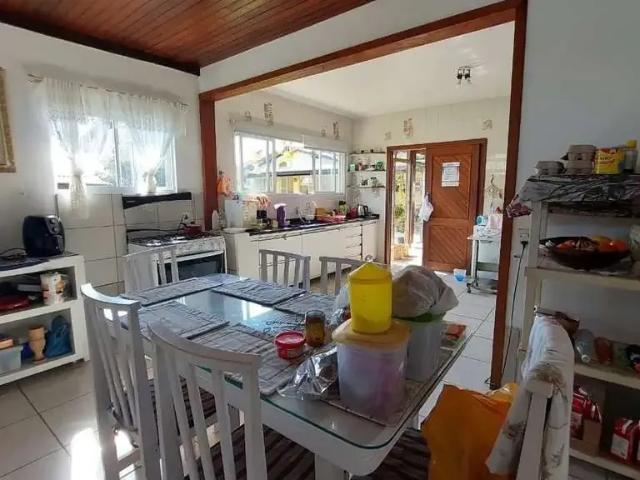 Casa / Sobrado para Venda em Florianópolis/SC Barra da Lagoa 3 Quartos