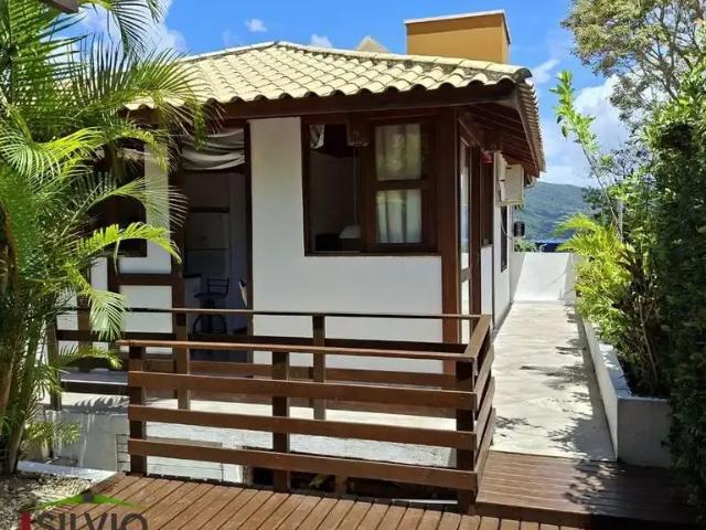 Casa / Sobrado para Venda em Florianópolis/SC Barra da Lagoa 2 Quartos